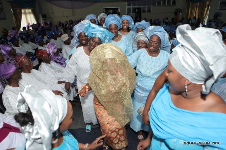 Love Says It All: Toyin Erewa & Timi Akinde Wed | BellaNaija