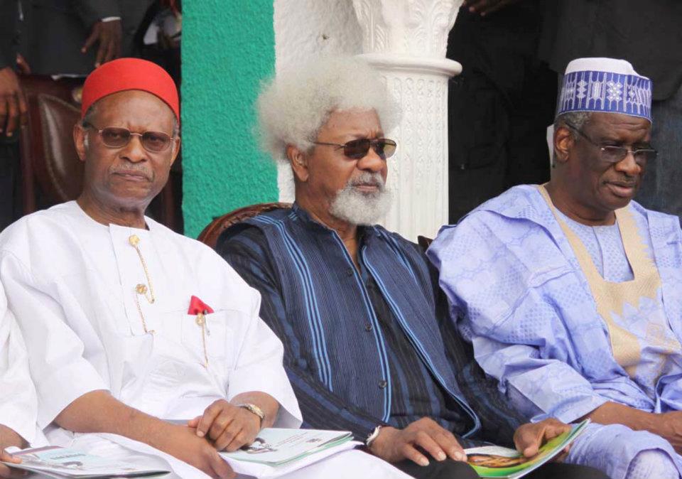 Ojukwu Goes Home: Tributes & Rousing Farewell for the Late Biafran ...