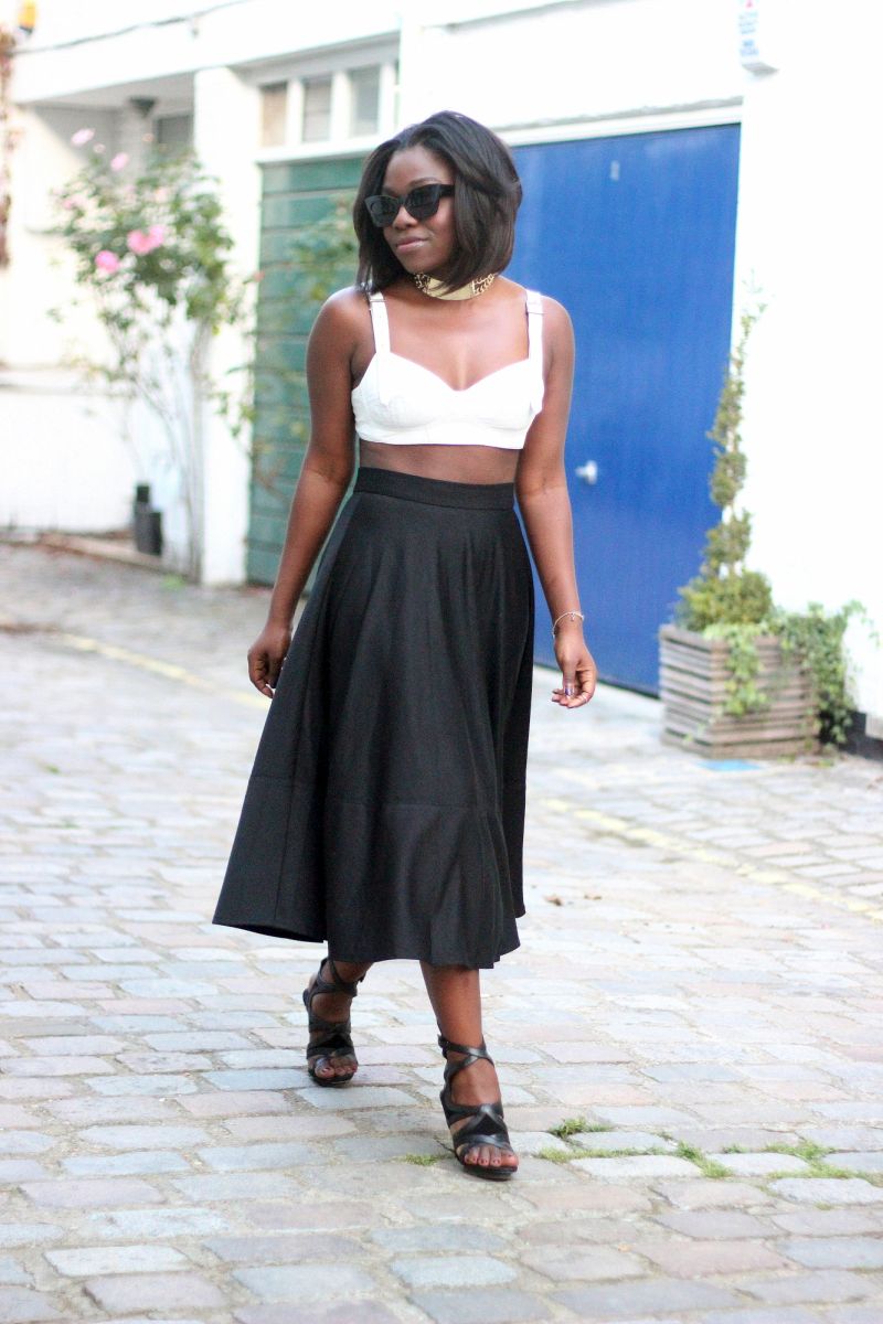 Flaunt your Sexy Midriff! Check Out 5 Tips on How to Rock a Cropped Top ...
