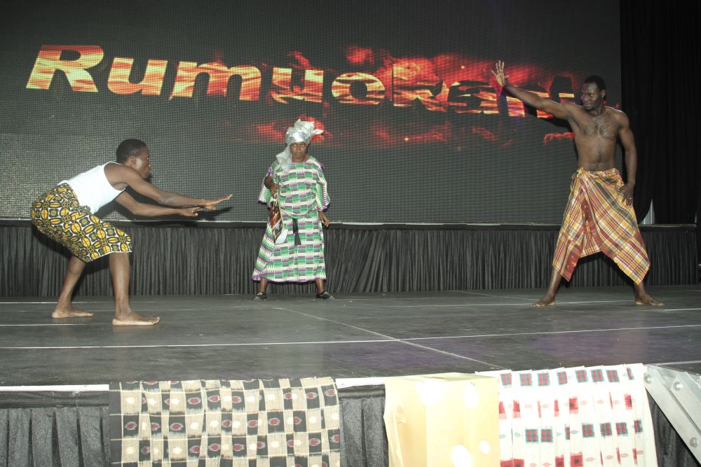 Bobby Ogoloma's "Rumuokani" premieres in Port Harcourt! | BellaNaija