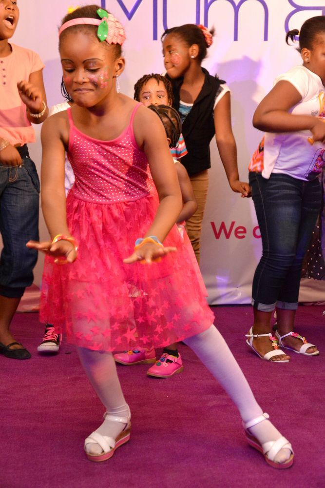 Pretty Pageant Princesses & Loving Mums at Dark and Lovely's "Beautiful ...