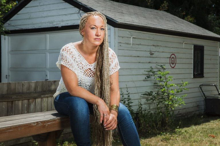 Former Caucasian NAACP Leader Rachel Dolezal who Pretended to be Black ...