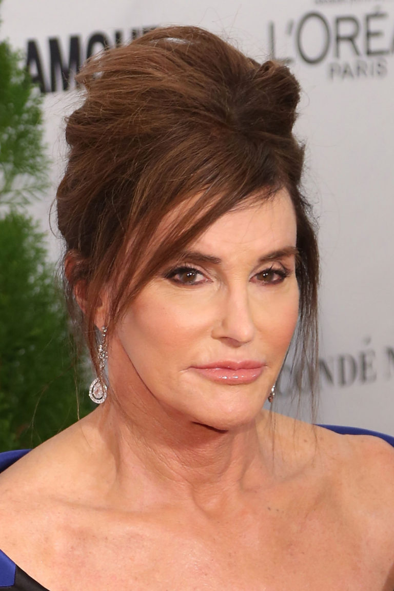 Caitlyn Jenner honoured at the 2015 Glamour Women Of The Year Awards ...