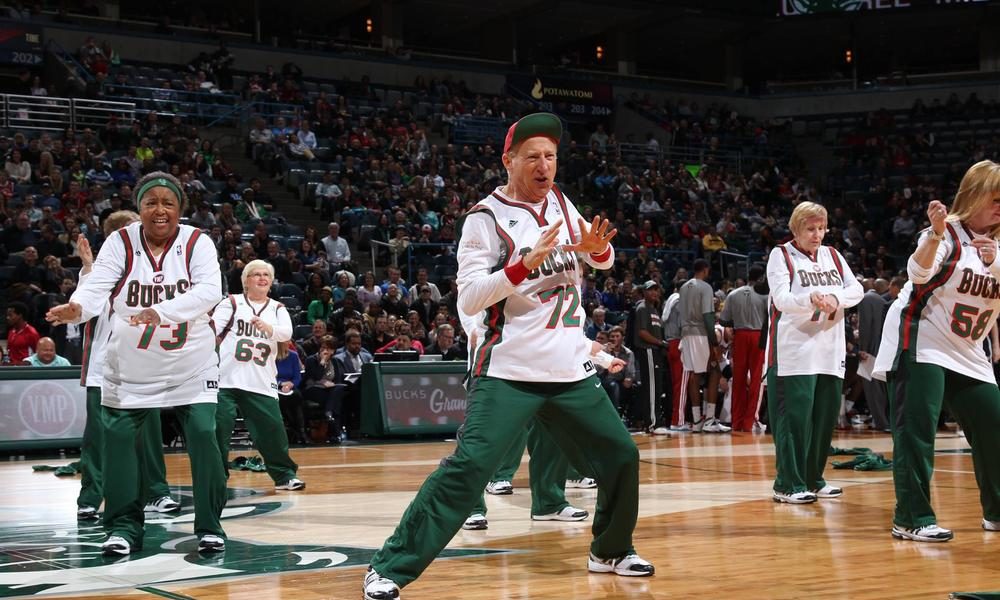 These Elderly Dancers doing the Dab and "Lean Back" is so Cute ...