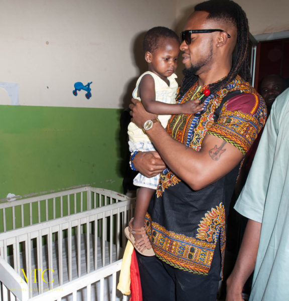 Flavour gives back in Mali during West African Tour | BellaNaija