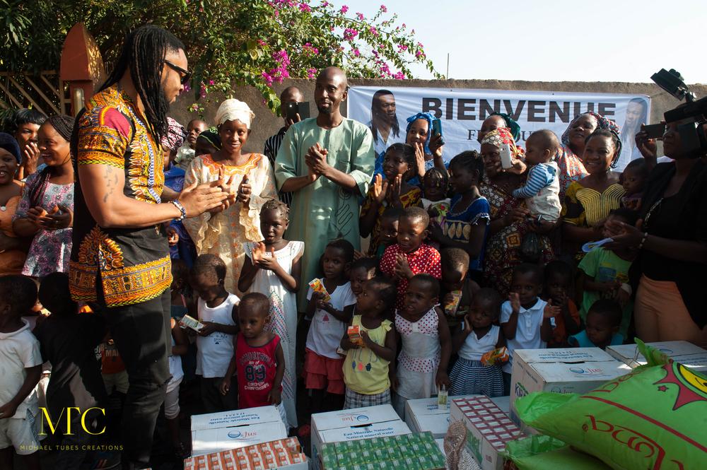 Flavour gives back in Mali during West African Tour | BellaNaija