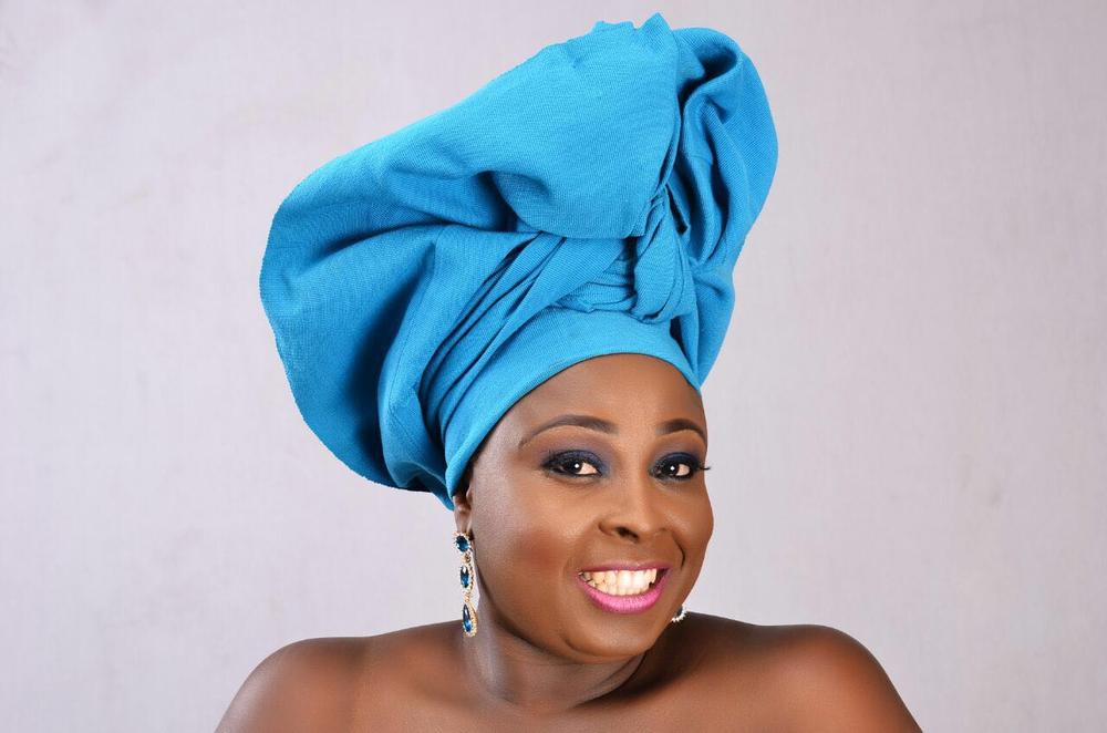 39 & Thankful! Comedian Lolo celebrates Birthday with New Photos ...