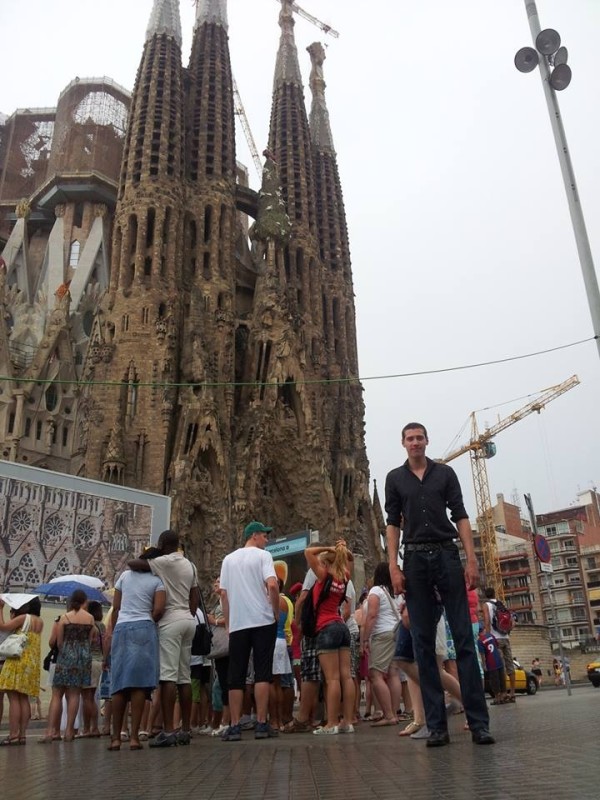 What's It Like Being Exceptionally Tall? A Tall Guy Shares | BellaNaija