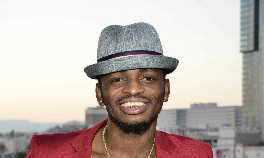 With Jewelry worth $77,000...Tanzanian Singer Diamond Platnumz is ...