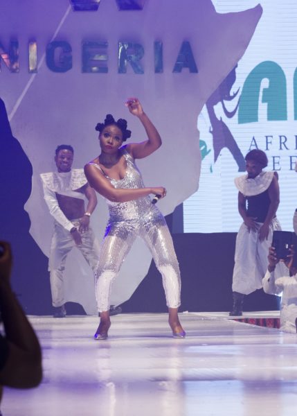 Yemi Alade's Debut Line "House of Tangerine" is so Fun & Colourful! See ...