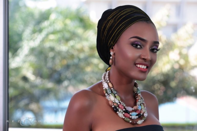 'Who's Adorning?' Reze Bonna showcases The Beauty of a Headdress with ...