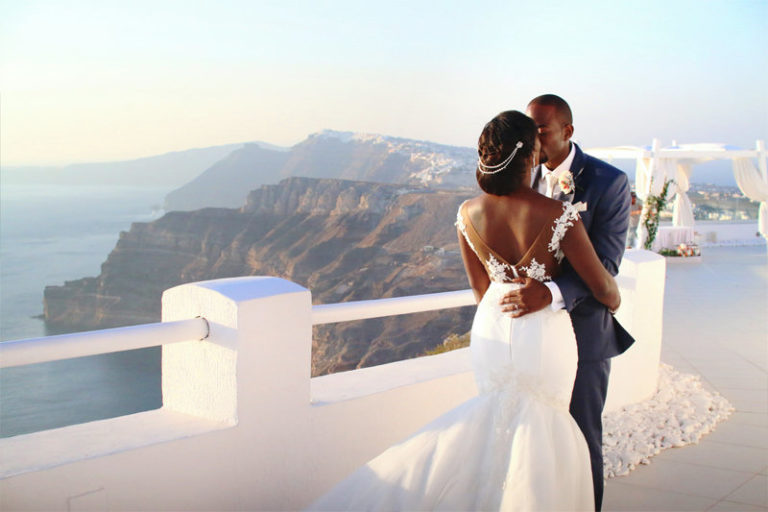 BN Bridal Beauty: Julianna's Stunning Santorini Wedding! Edee Beau ...
