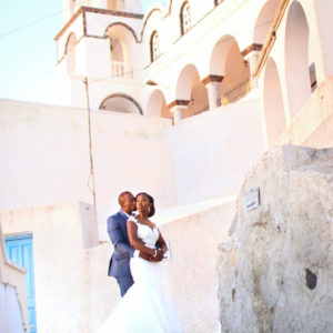 BN Bridal Beauty: Julianna's Stunning Santorini Wedding! Edee Beau ...