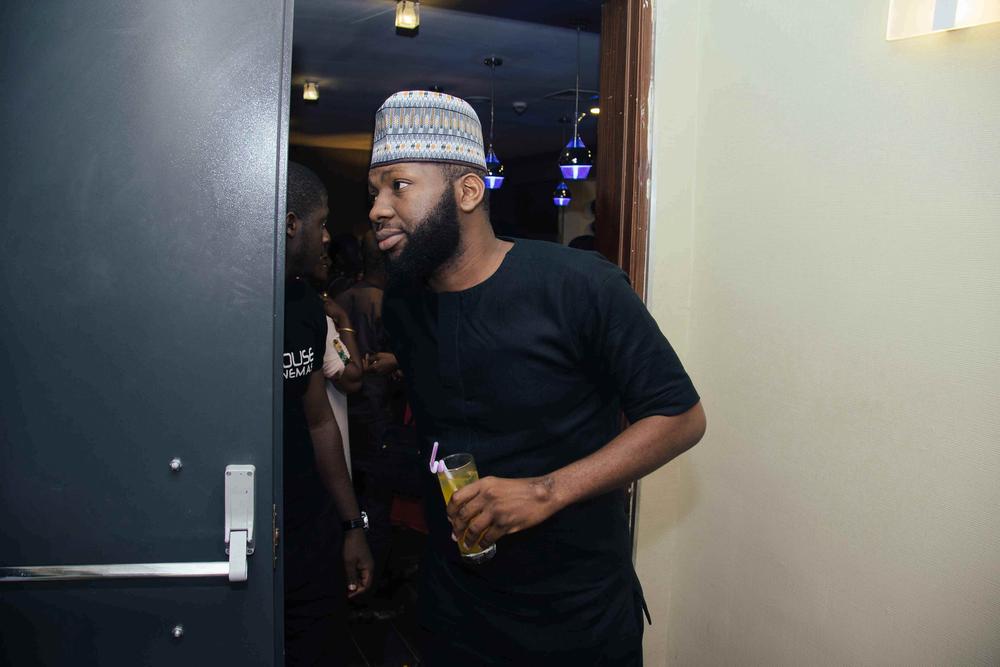 All the Glam Photos from the Exclusive Debut of Ebisan's Music Video ...