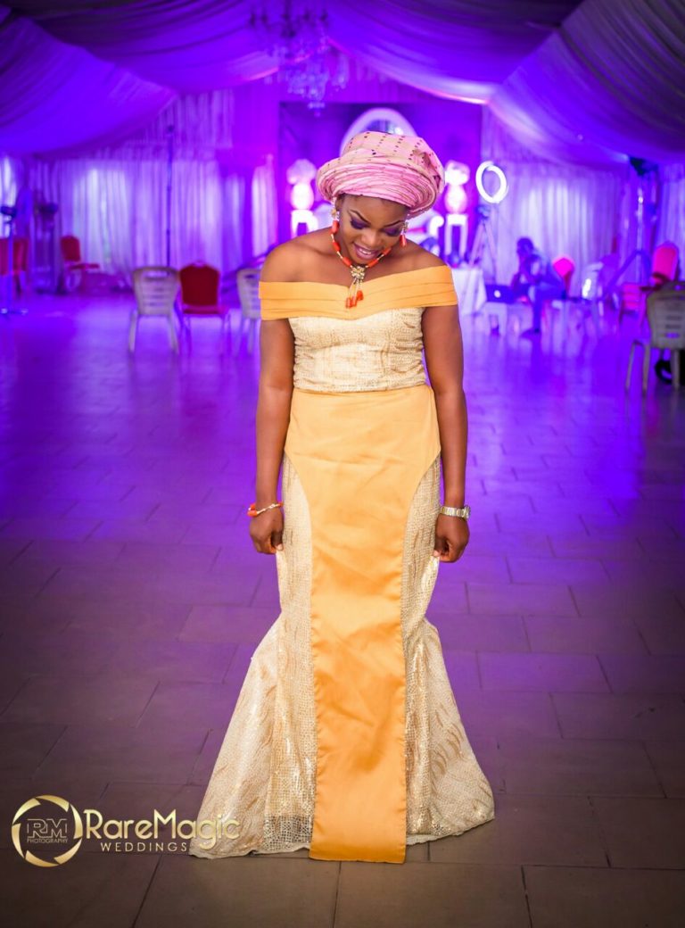 Beautiful Yoruba Traditional Wedding & #AsoEbiBella Shoot by Gbenga ...