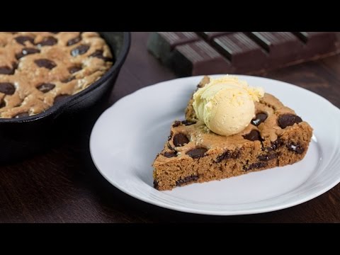 BN Cuisine: Yum! Watch How to Make Skillet Chocolate Chips Cookie ...