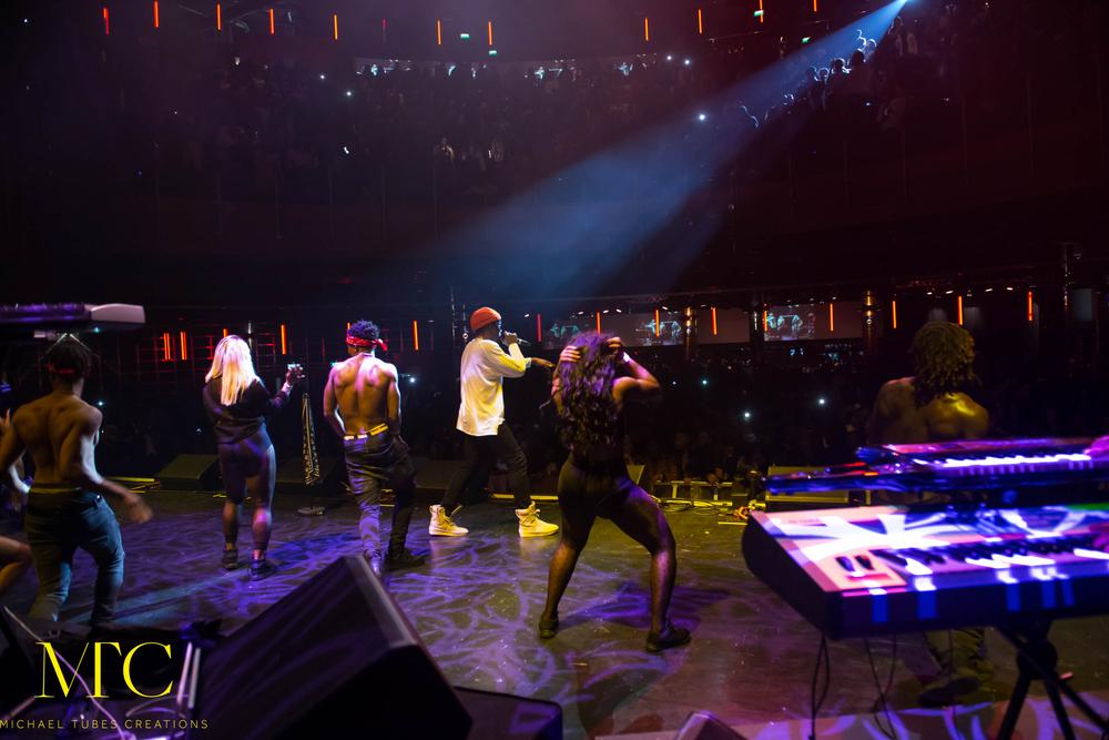 Wizkid, DJ Cuppy, Eugy & more hit the Stage for Runtown's First UK ...