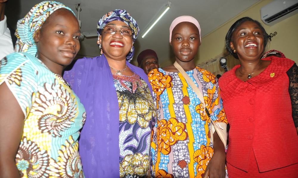 DSS Hands over Recently Released Chibok Girls to FG | BellaNaija