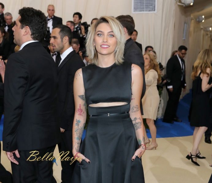 Paris Jackson writes Sweet Birthday Note to Late Dad Micheal