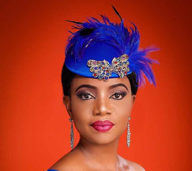 La Mode Magazine publisher Sandra Odige releases fabulous photos to ...
