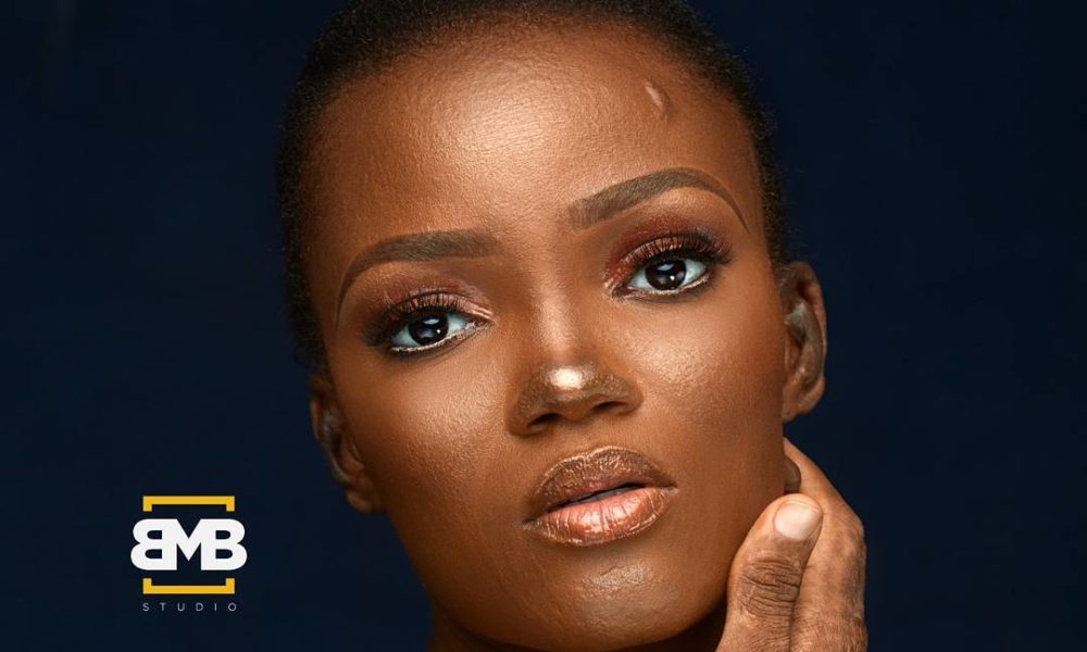 These Beautiful Photos of Blue-Eyed Risikat & Her Adorable Kids ...