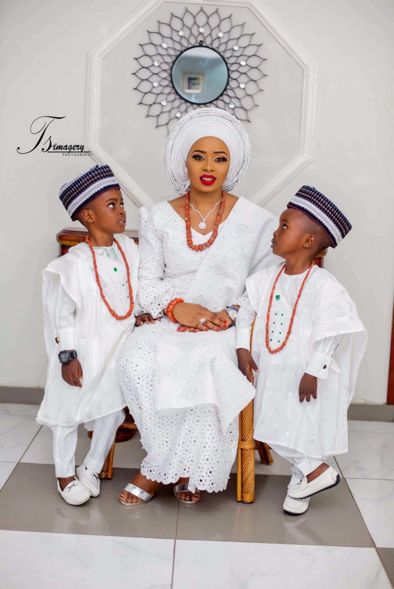 A Royal Affair! Olori Olaitan of Oyo & her boys look Elegant in White ...