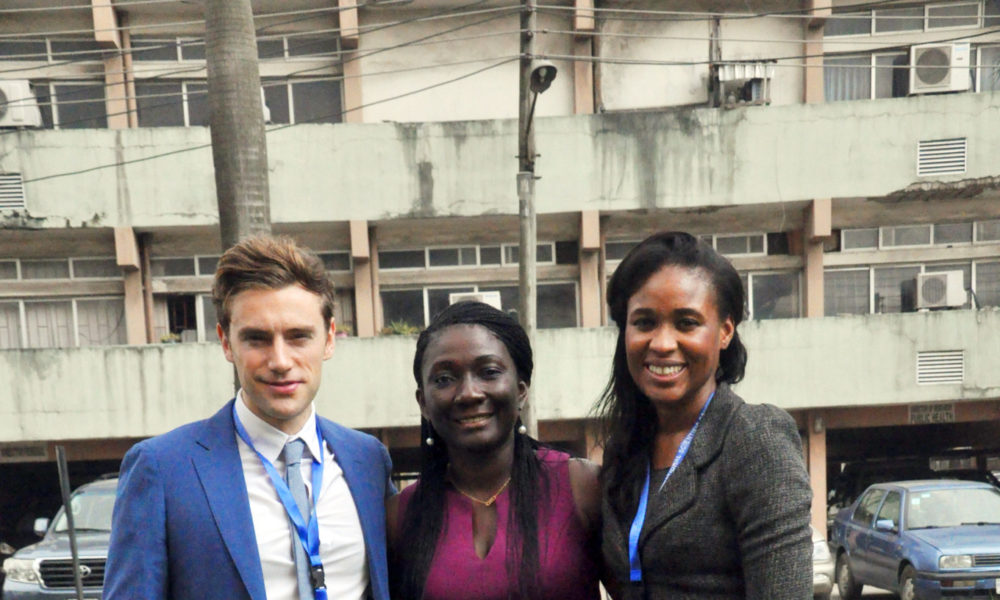 Oseme Etomi: Let's tRi Together! Building an International Community to ...