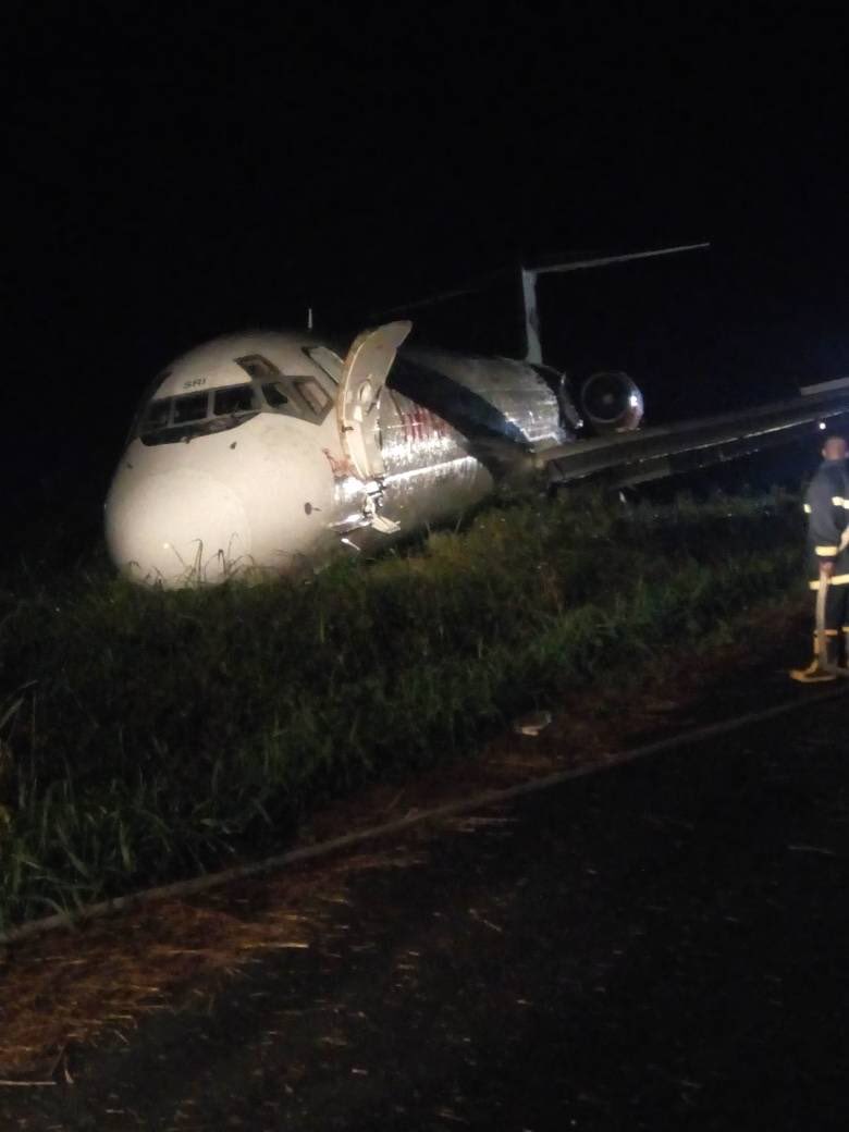 Dana Aircraft overshoots Runway at Port Harcourt Airport | BellaNaija