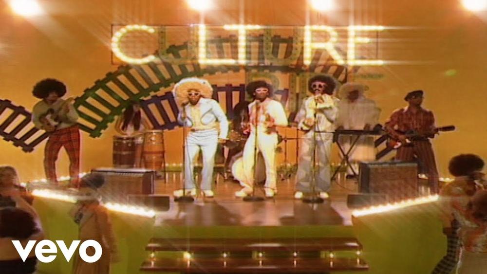 Migos & Drake give us 70s vibe with New Music Video "Walk It Talk It ...