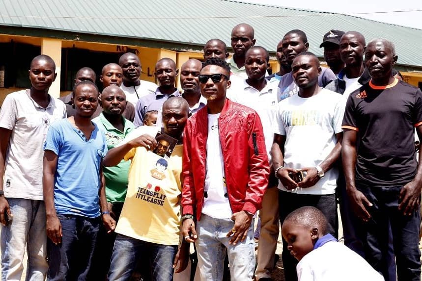 #BBNaija's Efe is giving back to the Community | BellaNaija