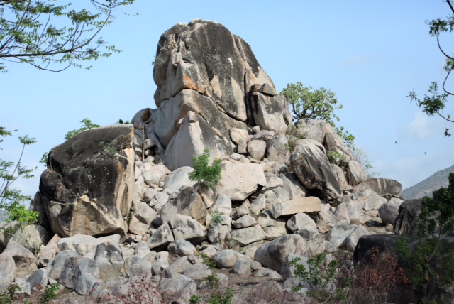 BN Presents Beyond The Three: From the Gorombi Mountain Range, Lynda ...
