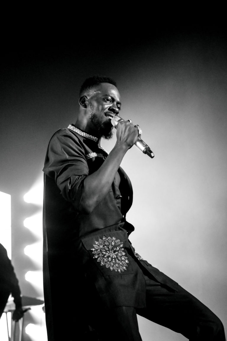 Adekunle Gold thrilled the Audience during His Concert with Asa ...