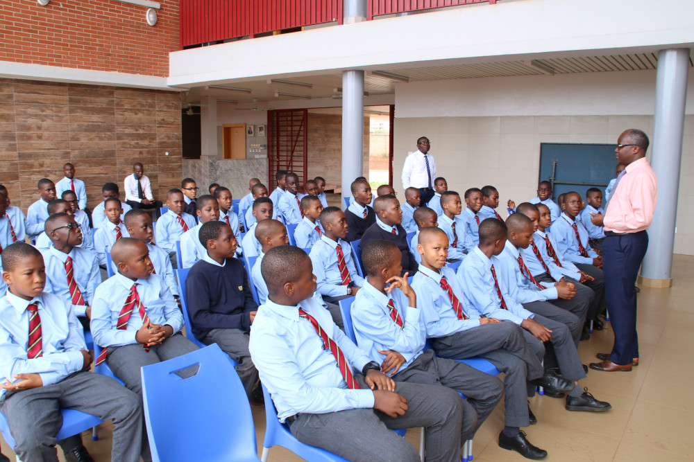 SS3 Student, Best Minds Winner donates N500,000 to His School | BellaNaija