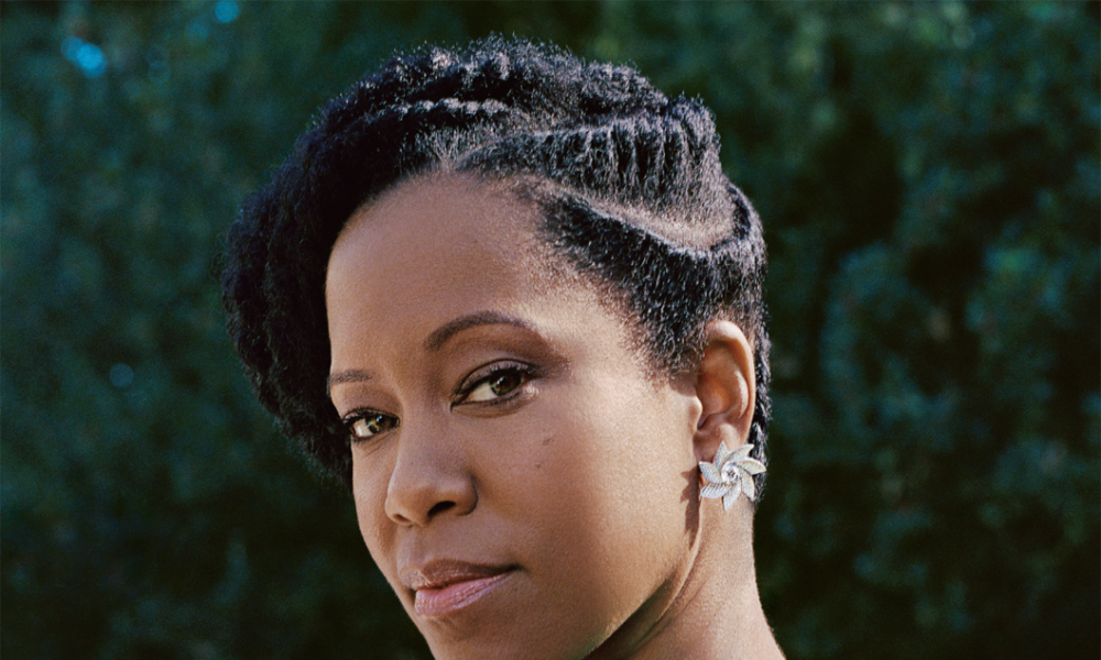 Regina King is Gorgeous on the cover of Vanity Fair's Award Extra ...