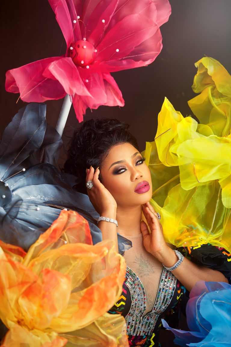 Even More Photos... Toyin Lawani's Birthday is off to a Great Start ...
