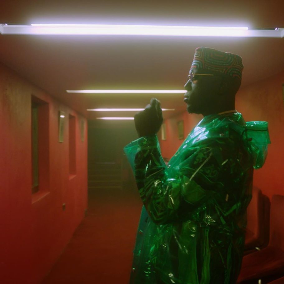 We ️ these 6 Behind the Scenes Photos from the Set of DJ Spinall's "Dis ...