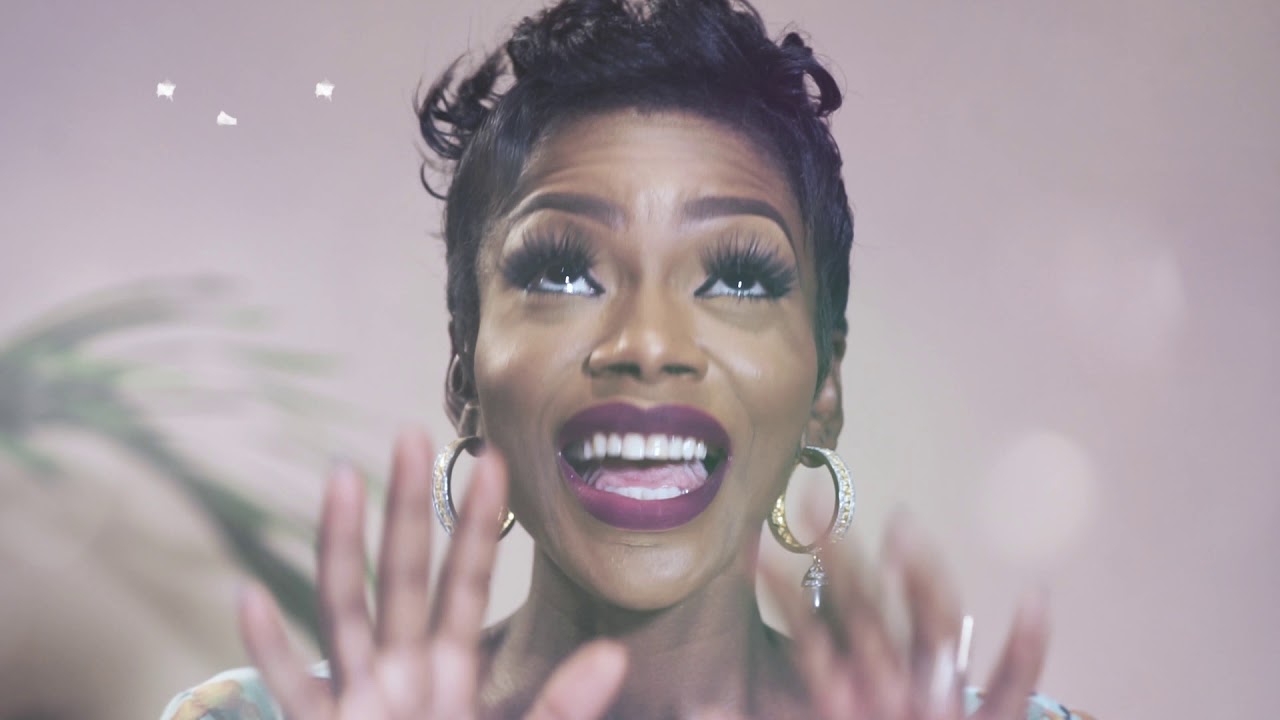 New Video: Tolu Odukoya-Ijogun – Favour Like a Shield | BellaNaija