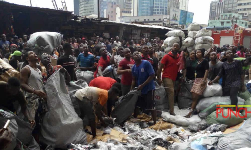 Fire Guts Section of Popular Balogun Market in Lagos | BellaNaija