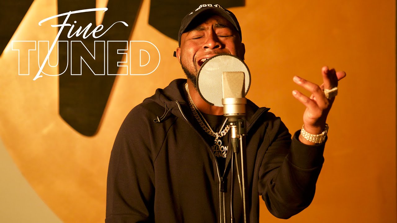 Davido performs a Live Piano Medley of his Hit Singles “Fall” & “Risky ...