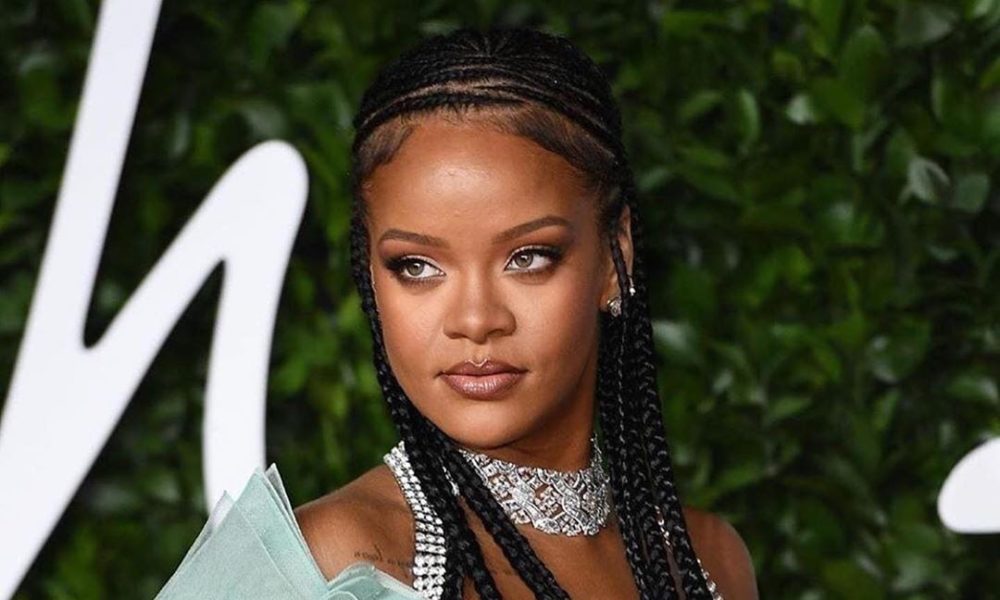 nigerians-winning-nneoma-anosike-represents-fenty-beauty-foundation-shade-bellanaija