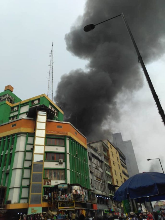 A Major Fire Happened at Balogun Market & Lagosians came through with ...