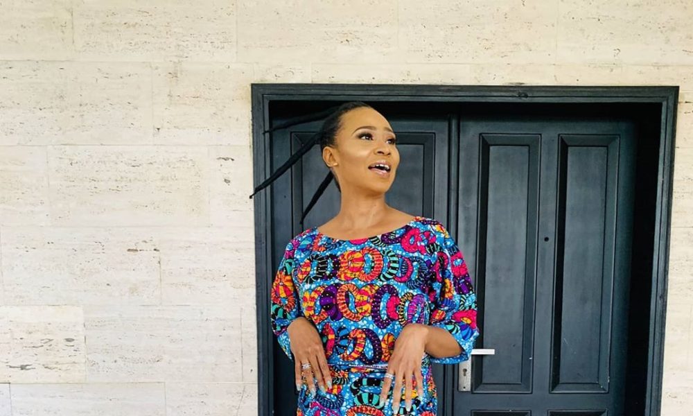 Some Monday Morning Beauty for You: Nse Ikpe-Etim & Her Hair | BellaNaija