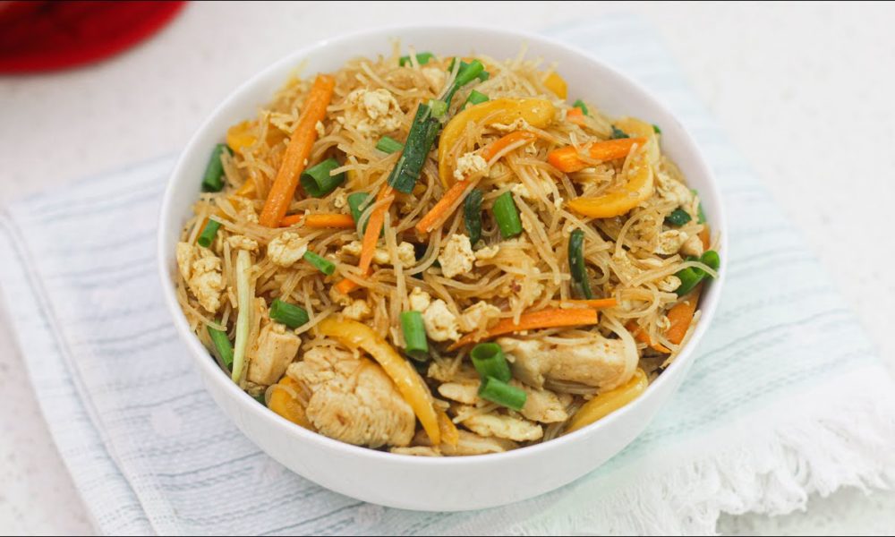 Need a Quick Dinner? This Chicken Stir Fry Noodles Recipe by "The ...
