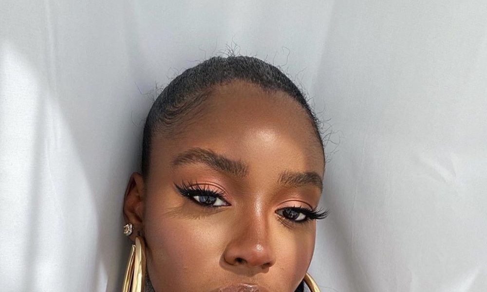 You Need To Try This Gorgeous Ponytail Look ASAP- Thanks Yvonne ...