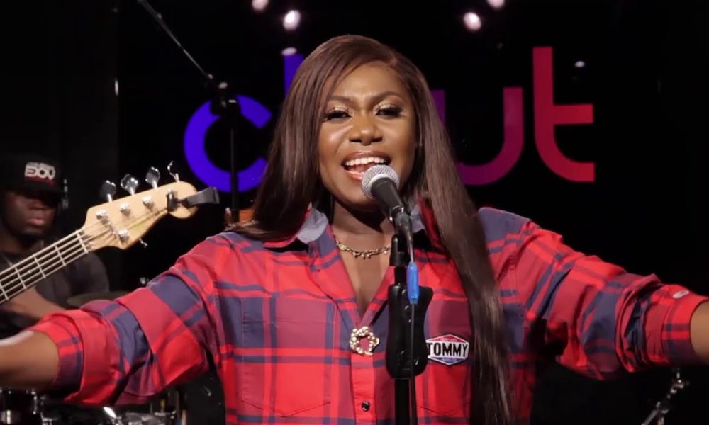 Catch Up on Niniola's Performance at the YouTube Africa Creator Week ...