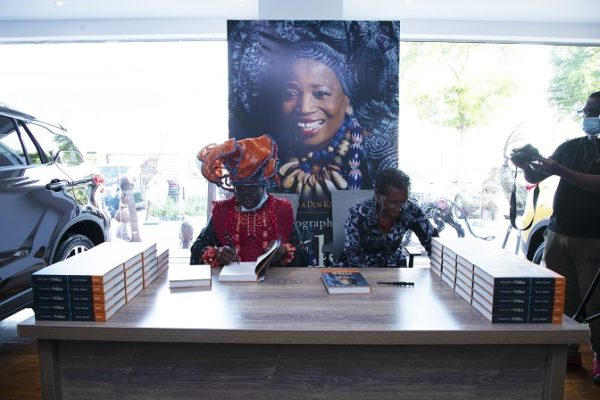 Wole Soyinka, Oscar Onyema graced the Launch of Nigeria’s Textile Queen ...