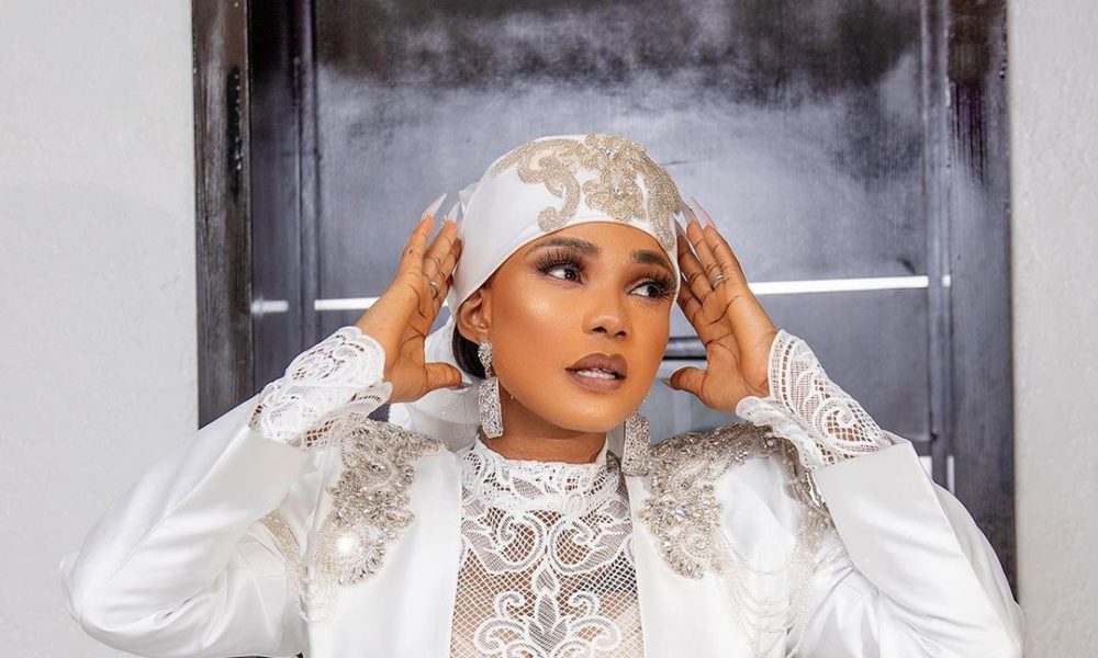 #ProphetessTheMovie: All the Head-Turning Looks from the Premiere of ...