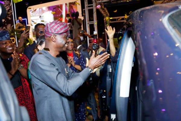 Lagos State Government in partnership with GAC Motors honors Mama Nike ...
