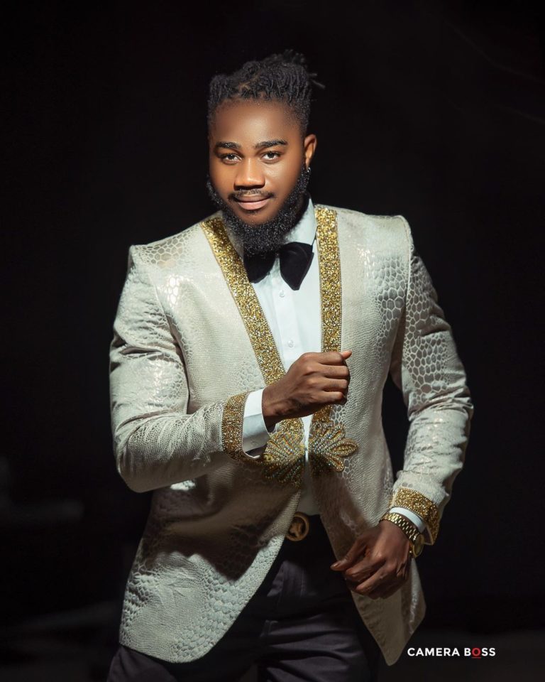 Praise Looked Super Dapper During the #BBNaija Lockdown Reunion Show ...