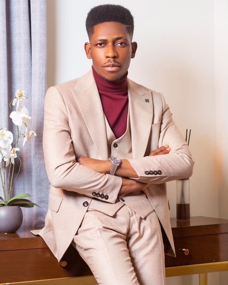 Moses Bliss signs Global Distribution Deal with Symphonic | BellaNaija